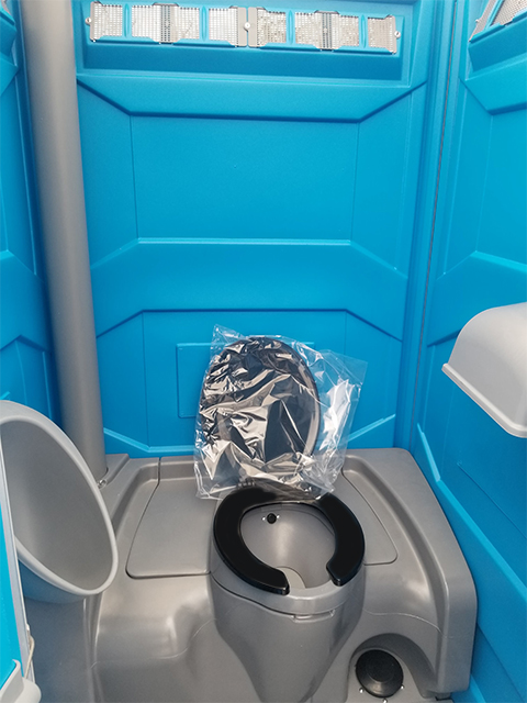 PORTABLE TOILETS BLUE COLOR | TANIA RENTAL